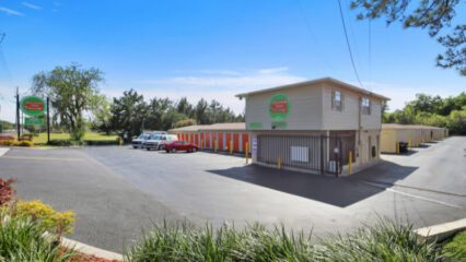 Storage Units Gainesville FL – Near UF, Celebration Pointe & Archer Road